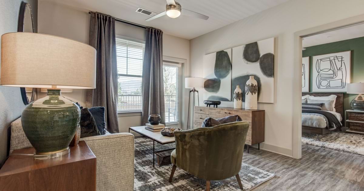 Apts in North Colorado Springs | Cortland Grand River
